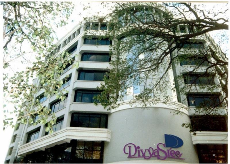 DivyaSree Chambers Project in Langford Road Bengaluru | DivyaSree ...